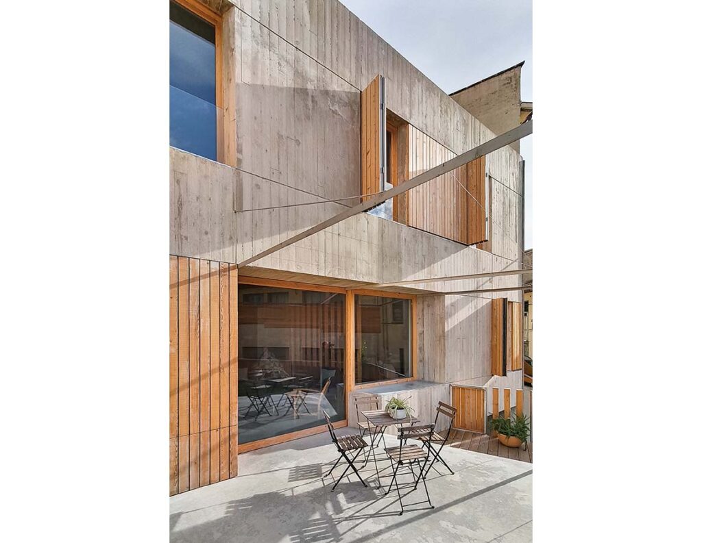 KNOT HOUSE - C3GLOBE