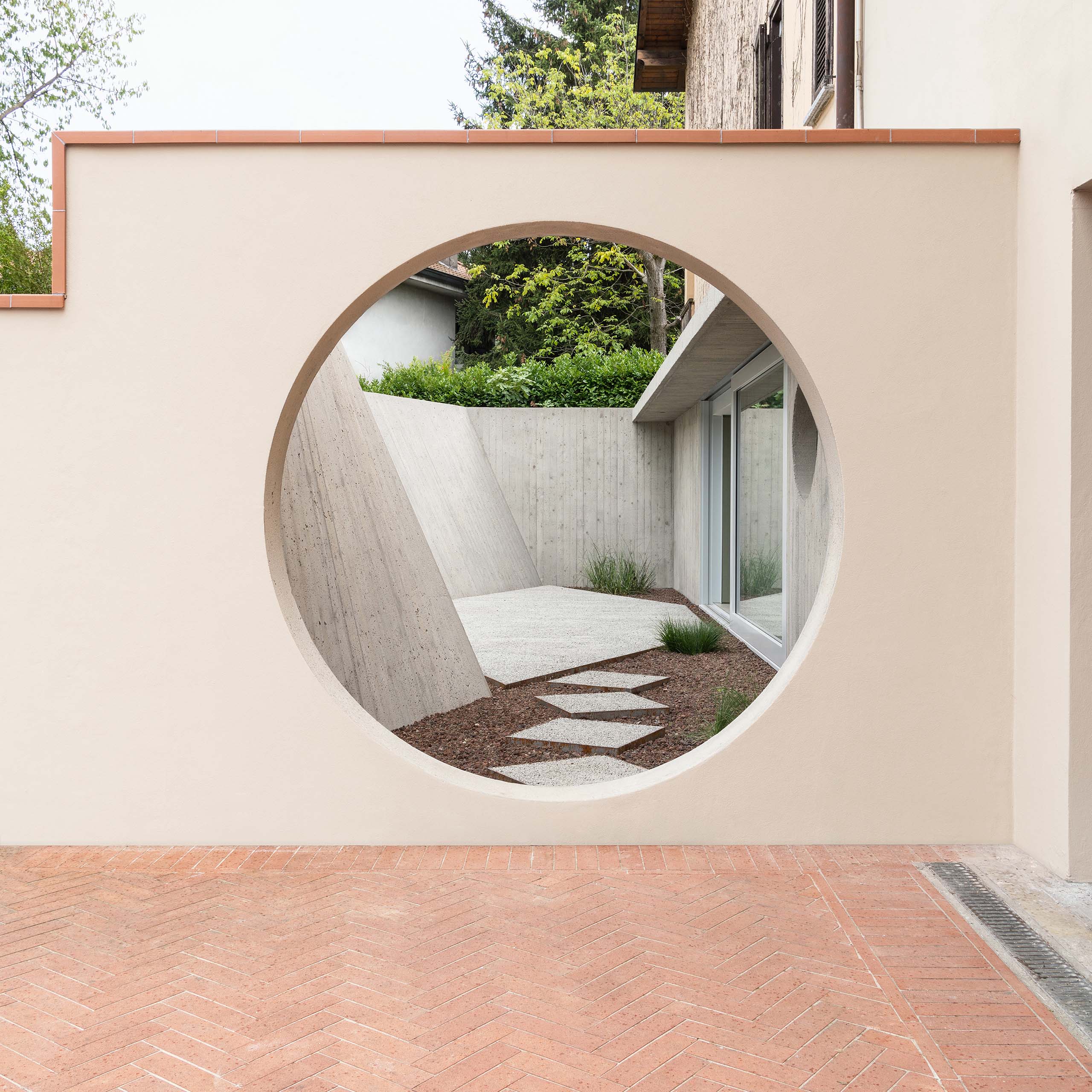 Underground Patio - C3GLOBE