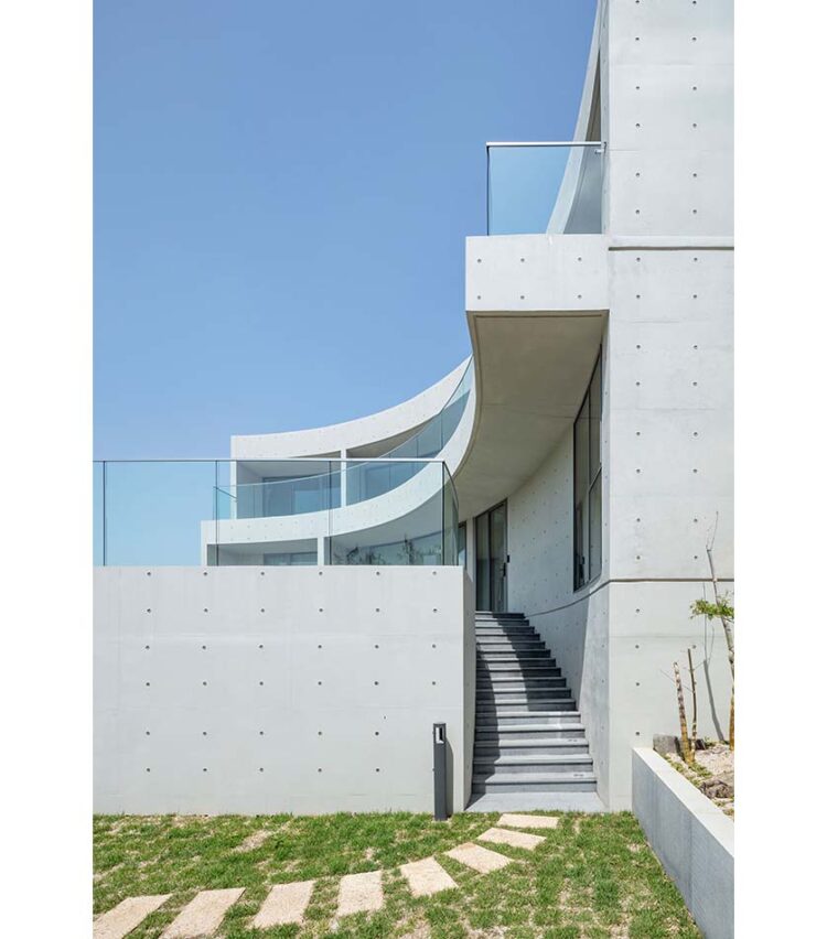 Curve House - C3GLOBE