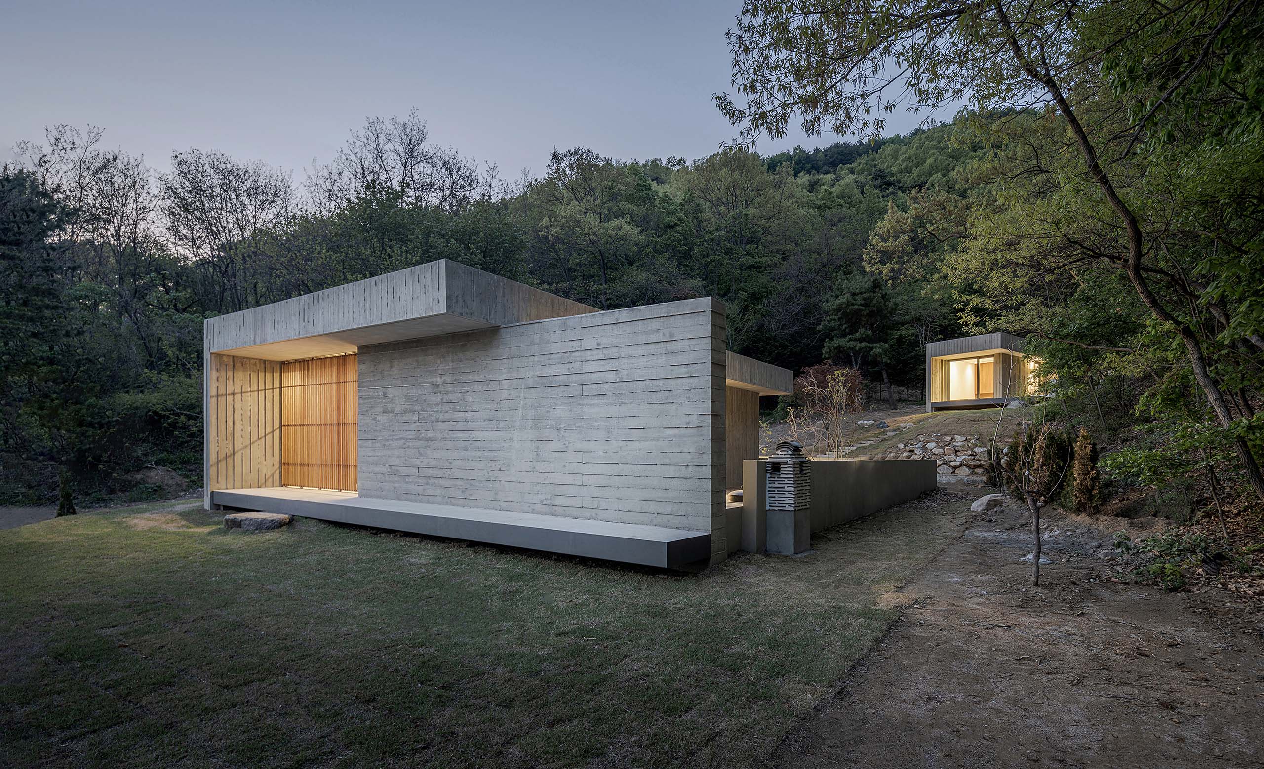 Beyond Wall - C3GLOBE