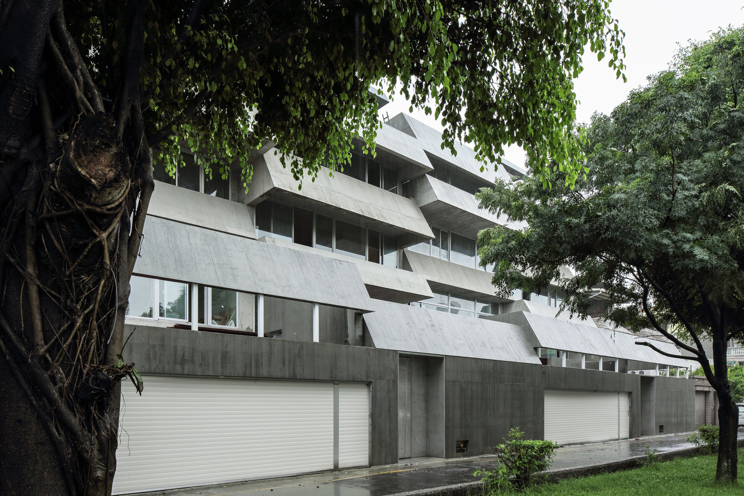 House of Roofs - C3GLOBE