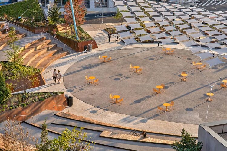 Domino Square - C3GLOBE