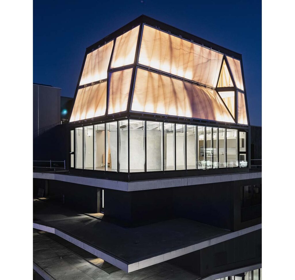 DFAB House - C3GLOBE
